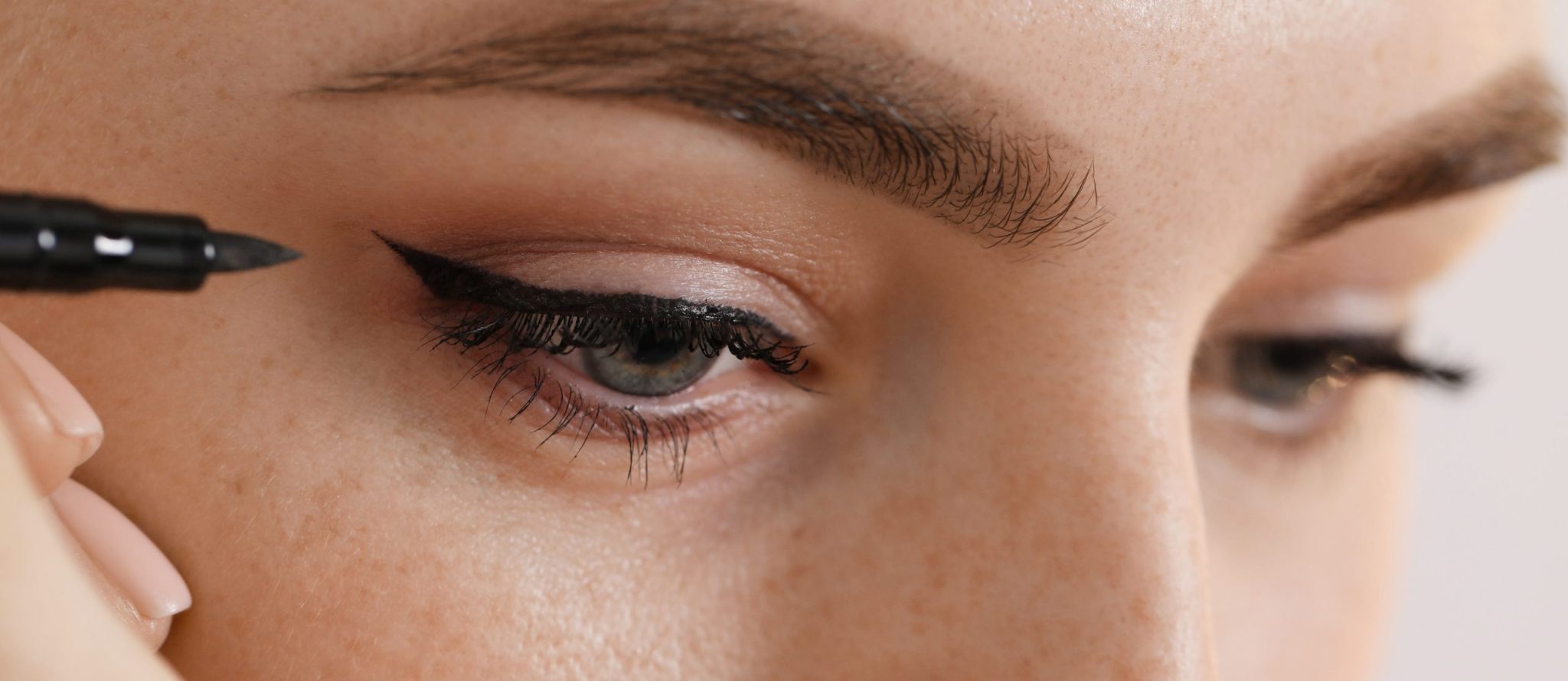 Cómo maquillarse correctamente: Guía paso a paso - Marvimundo Blog